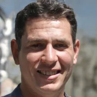 Random Face Generator 👨👧👦